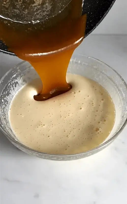 Russian Honey Cake (Medovik) - Home Cooks World